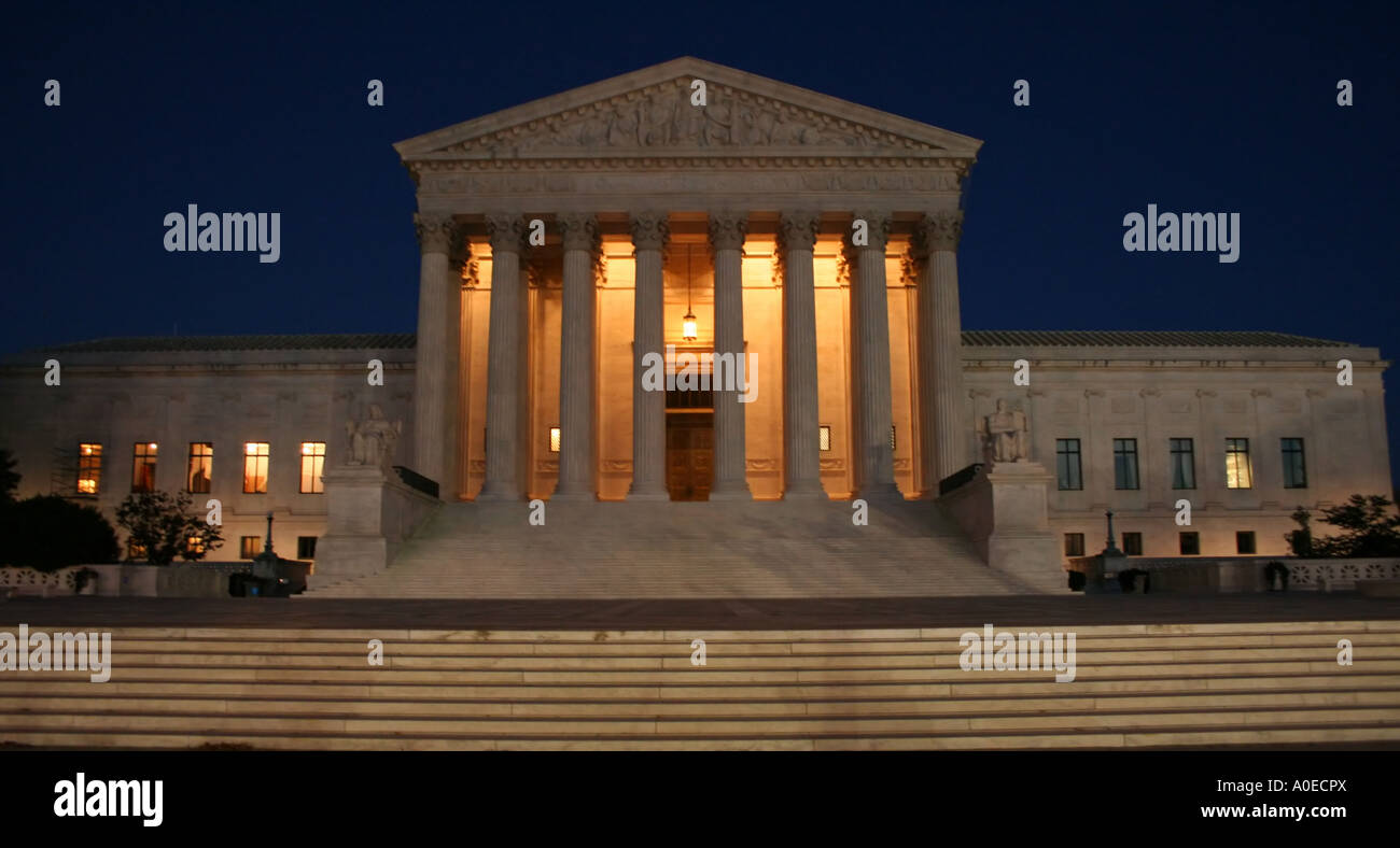 Supreme court building dc night hi-res stock photography and images - Alamy
