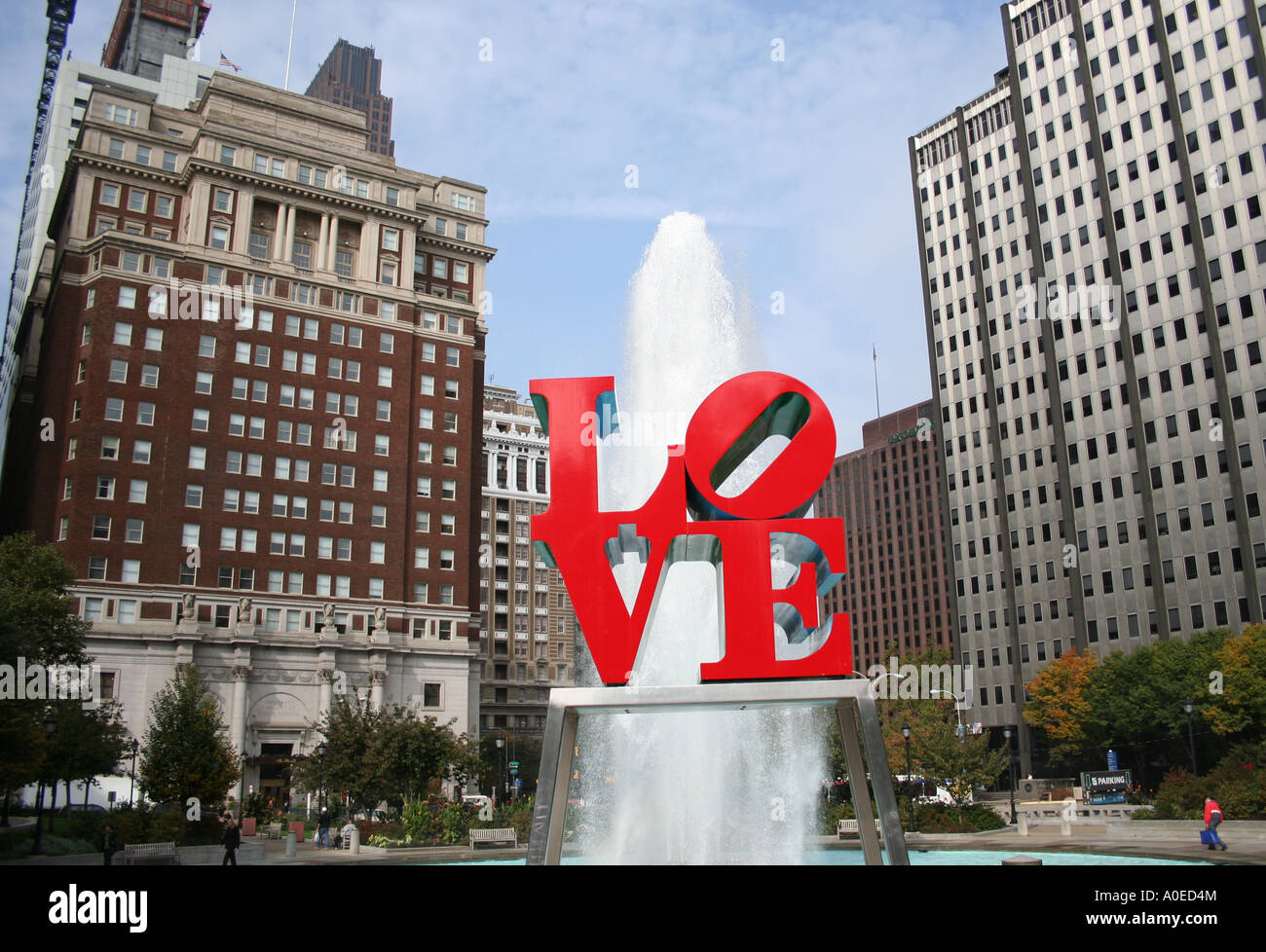 Love park philadelphia hi-res stock photography and images - Alamy