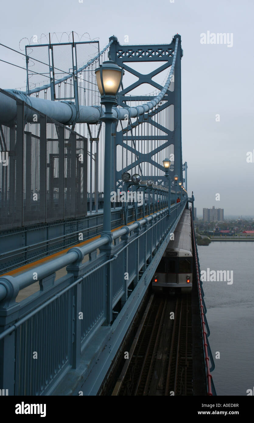 PATCO Speedline train crossing Benjamin Franklin Bridge Philadelphia ...