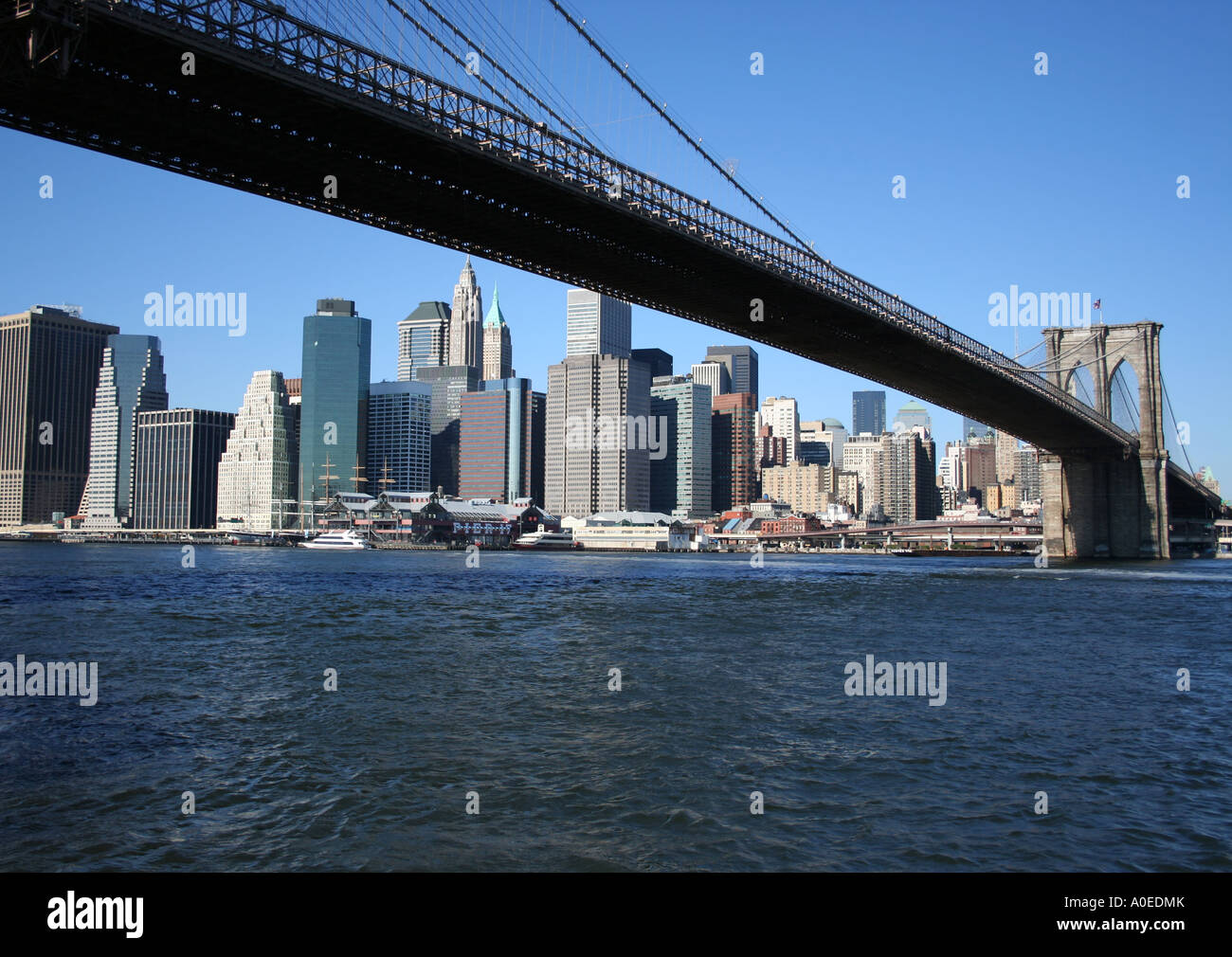 Brooklyn bridge and Lower Manhattan skyline New York City October 2006 ...
