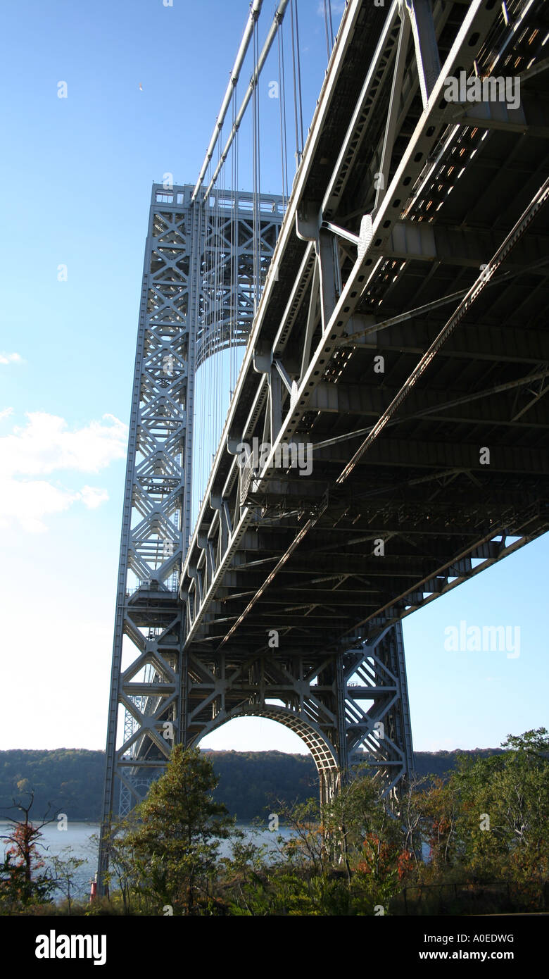 Washington heights gwb hi-res stock photography and images - Alamy