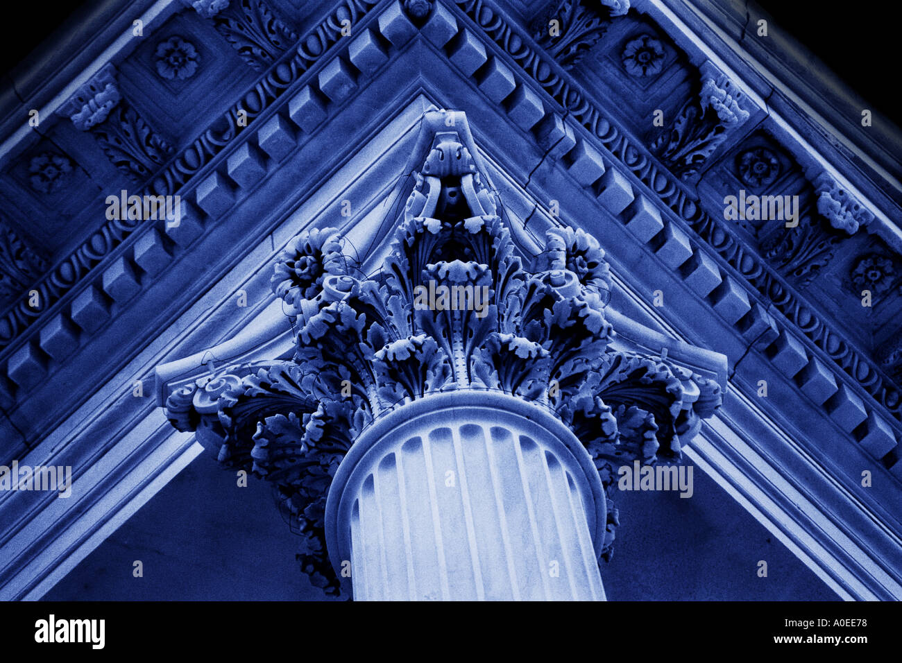 Corinthian columns at corners hi-res stock photography and images - Alamy