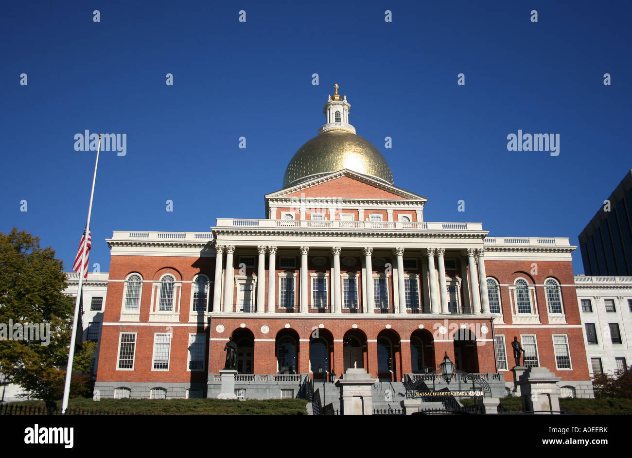 Massachusetts state house State Capitol building of Massachusetts ...