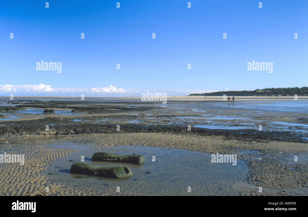 Norfolk sea henge hi-res stock photography and images - Alamy
