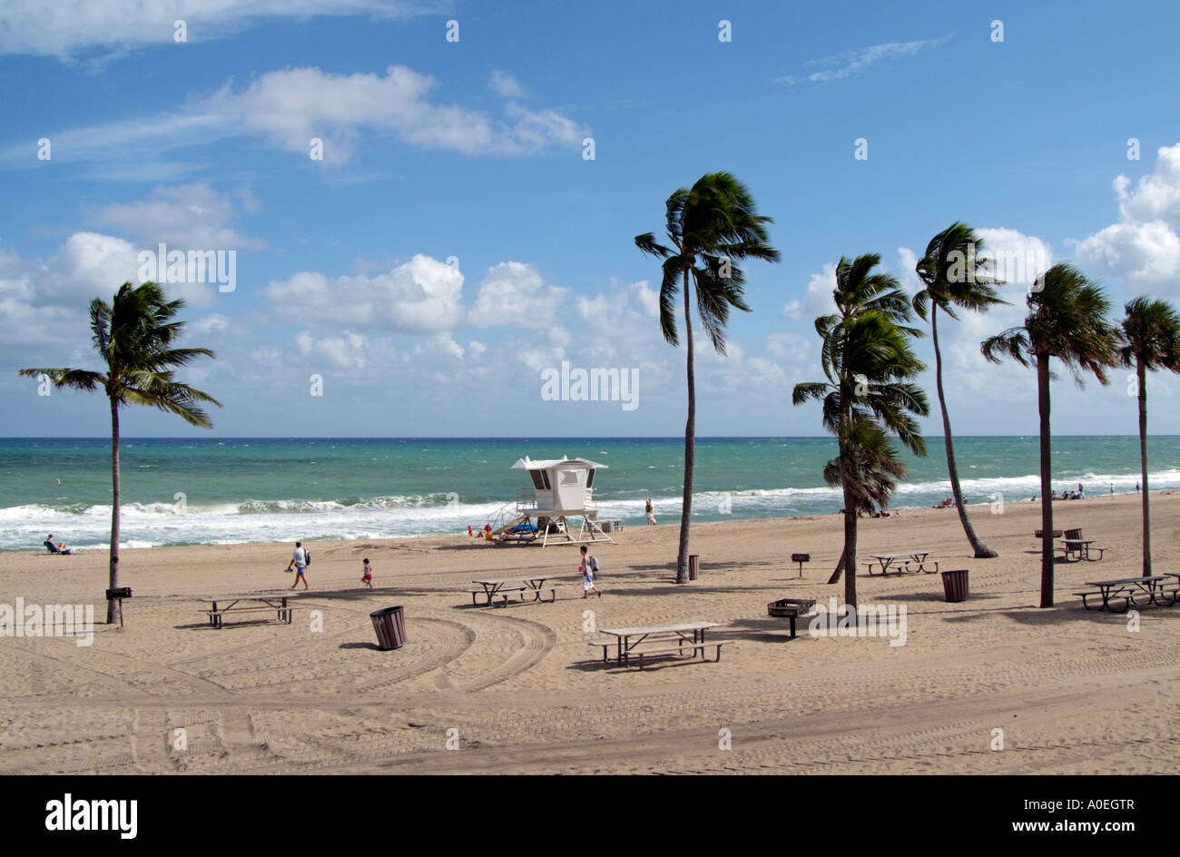 Fort lauderdale beach resorts hi-res stock photography and images - Alamy