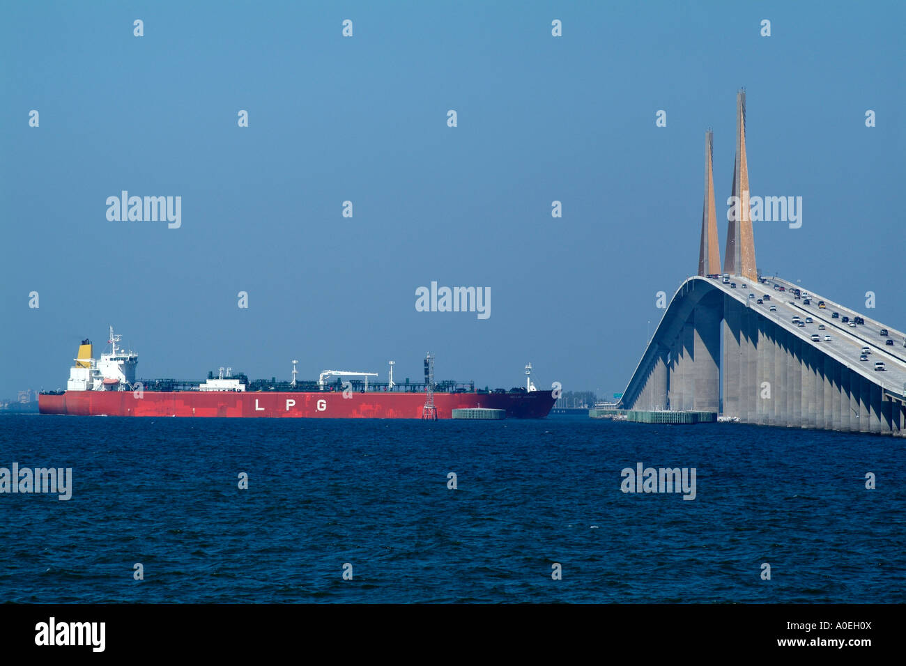 The worlds largest oil tanker hi-res stock photography and images - Alamy