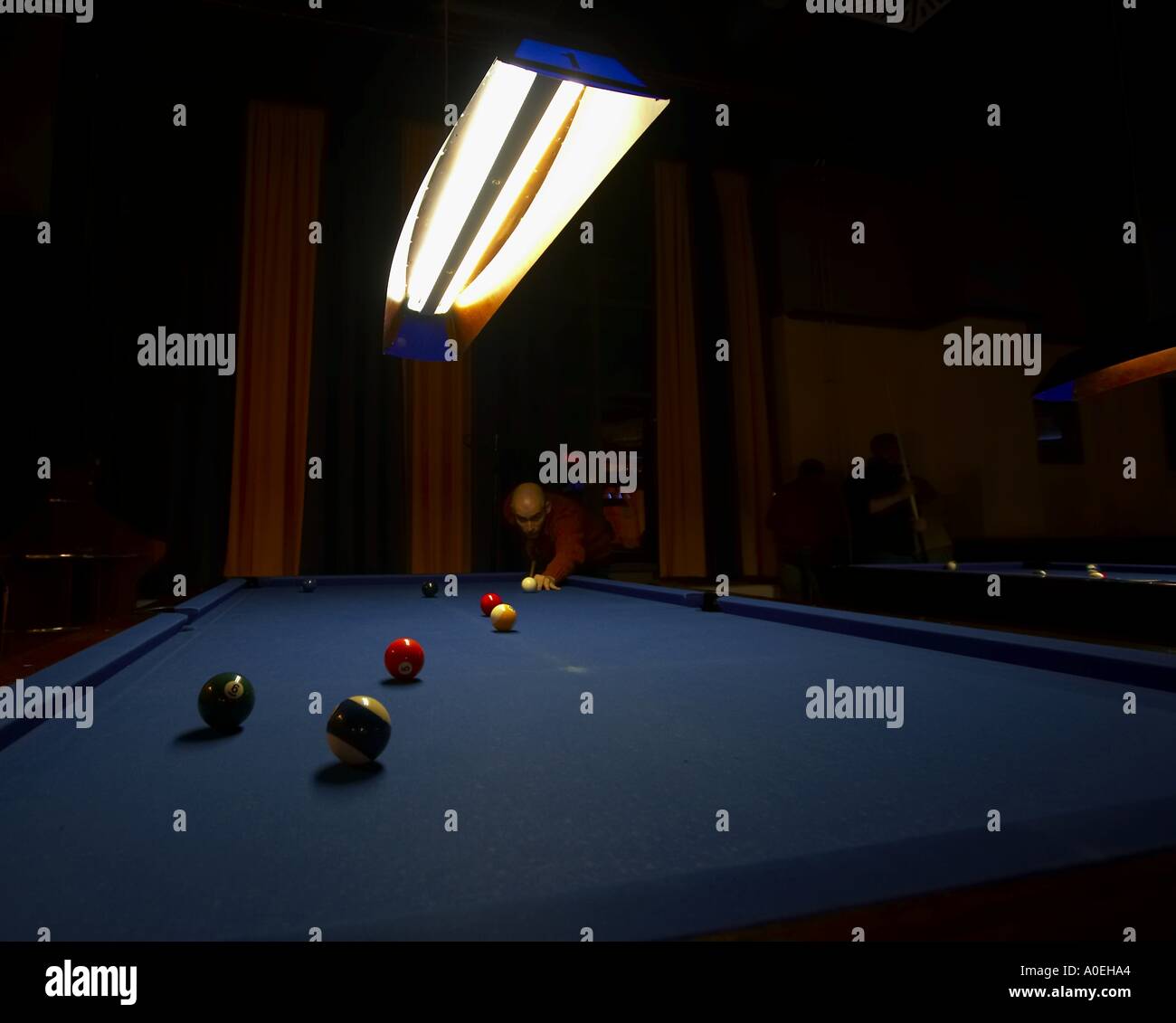 Man playing billard hi-res stock photography and images - Alamy