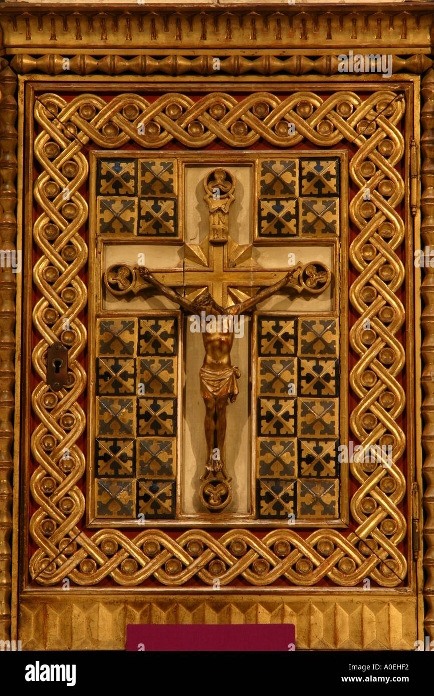 tabernacle with cross Stock Photo - Alamy
