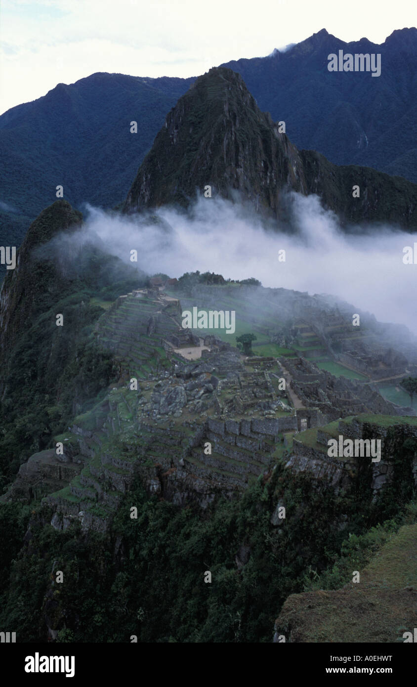 Human sacrifice inca hi-res stock photography and images - Alamy