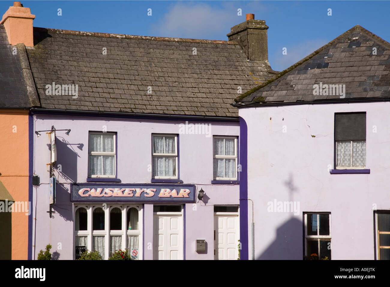 Eyeries village beara peninsula west hi-res stock photography and ...