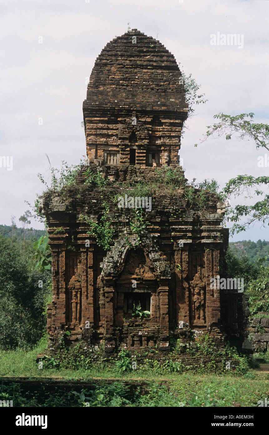 Champa dynasty hi-res stock photography and images - Alamy