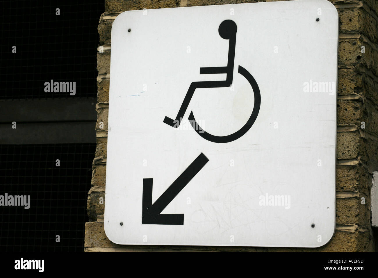 wheelchair sign for disabled access Stock Photo - Alamy