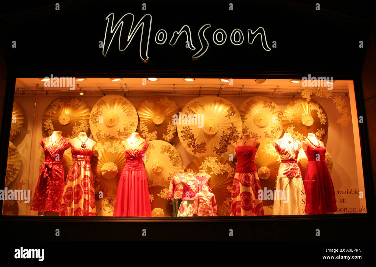 Monsoon shop hi-res stock photography and images - Alamy