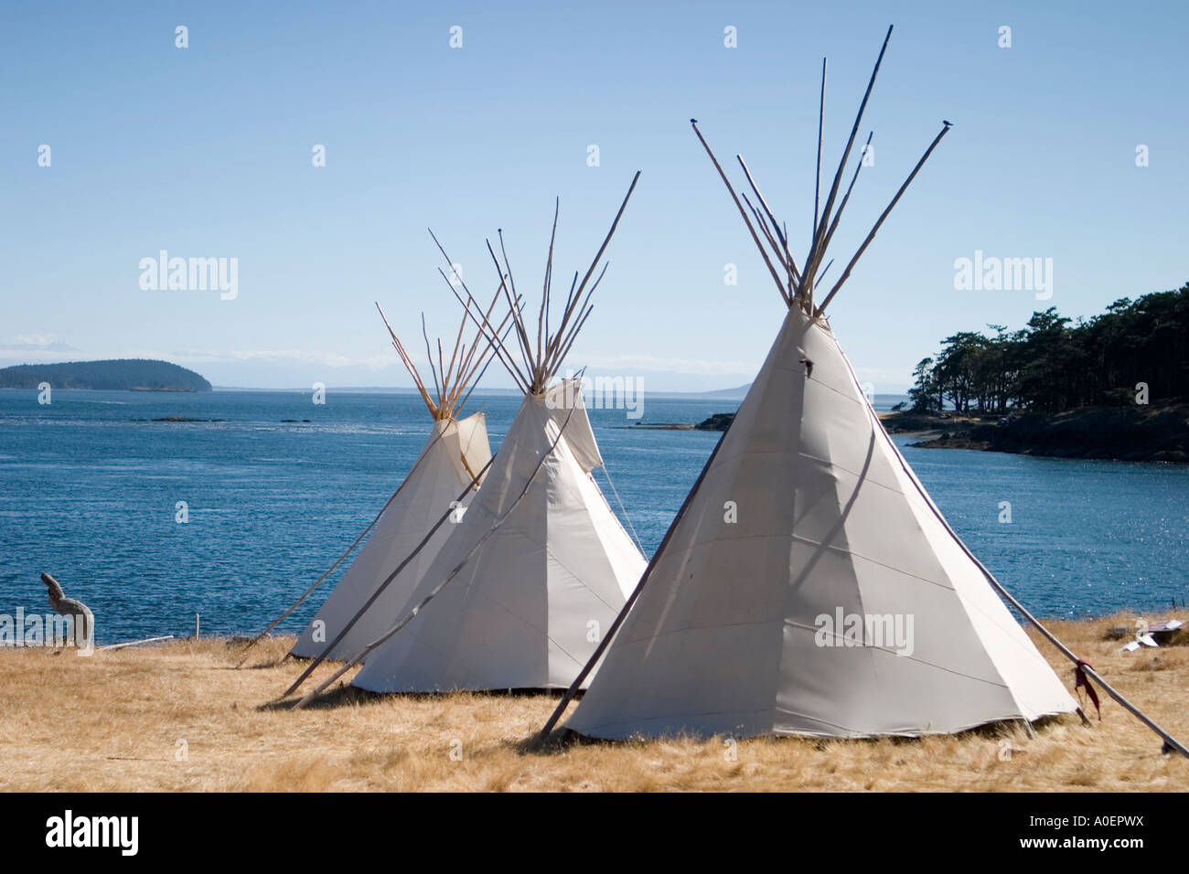 Tipi hi-res stock photography and images - Alamy