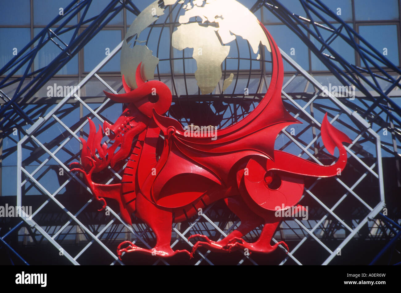 Welsh dragon mascot hi-res stock photography and images - Alamy
