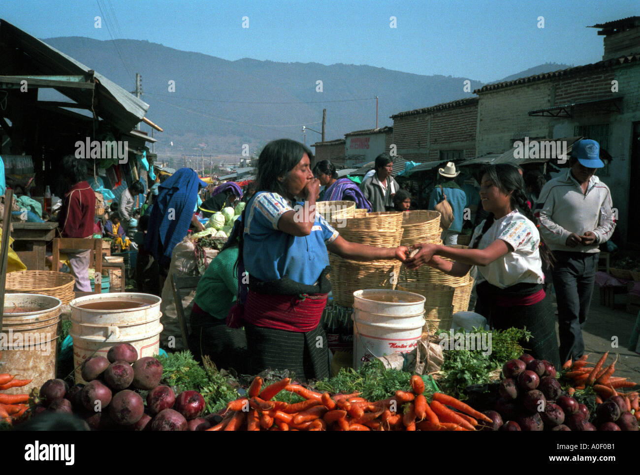 Marketday hi-res stock photography and images - Alamy