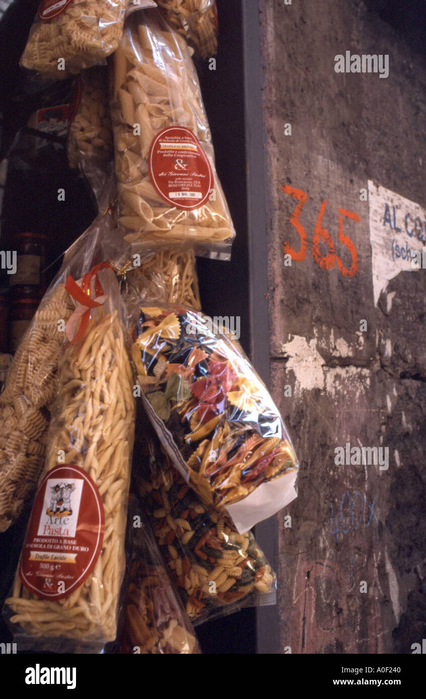 Packets Of Pasta Stock Photos & Packets Of Pasta Stock Images - Alamy