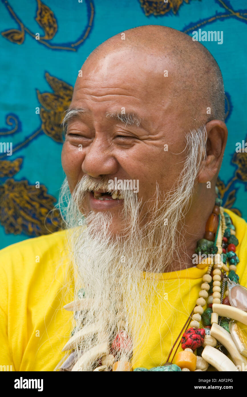 Singapore Colorful Chinese Man Stock Photo - Alamy