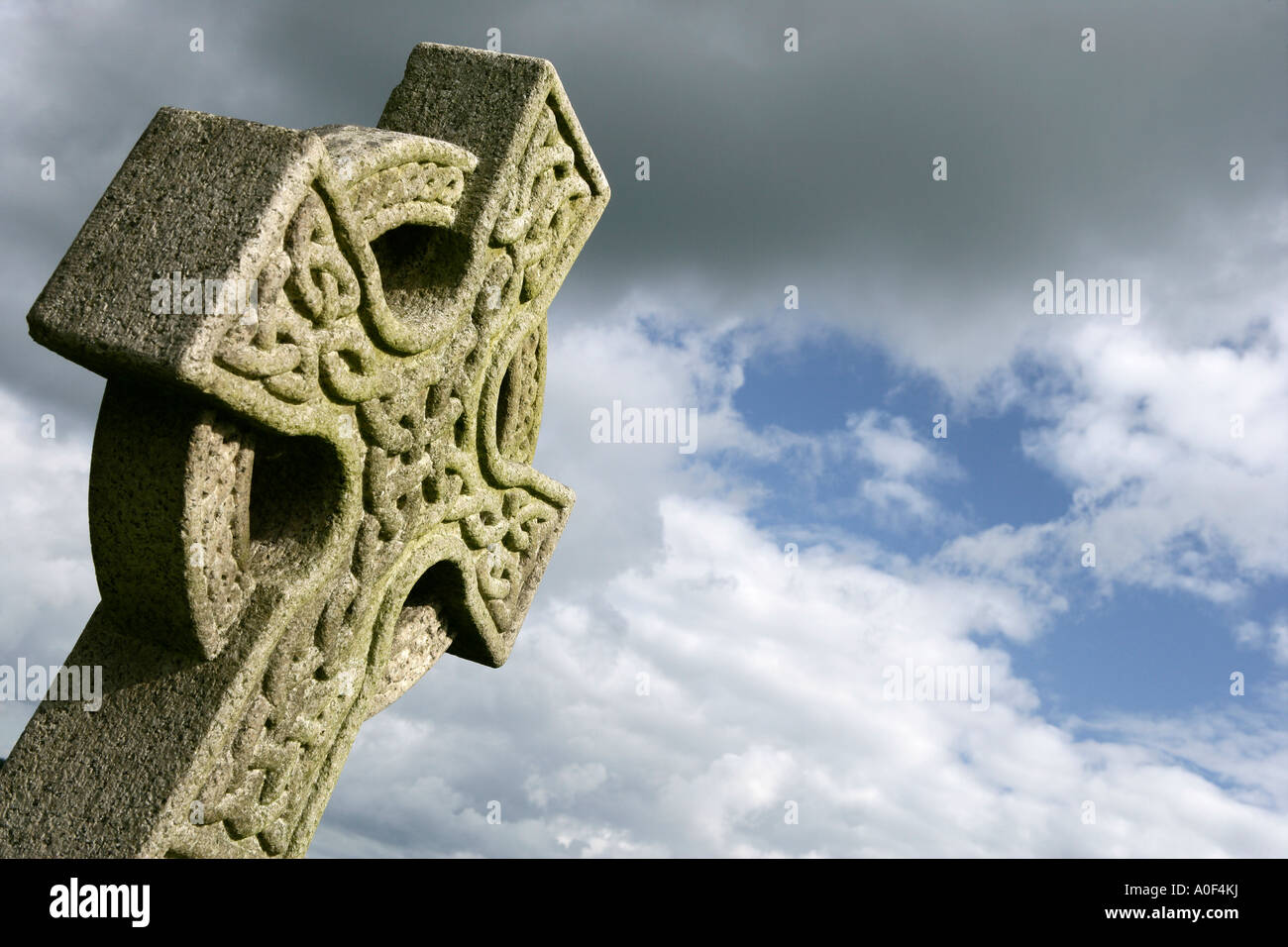 Celtic Cross Gravestone Stock Photo - Alamy