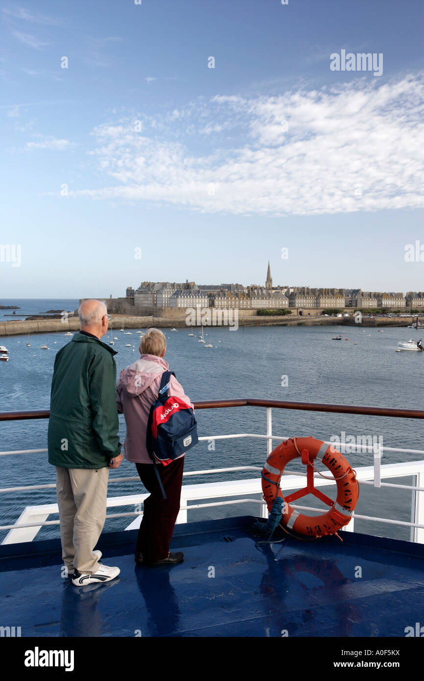 Car ferry st malo hi-res stock photography and images - Alamy