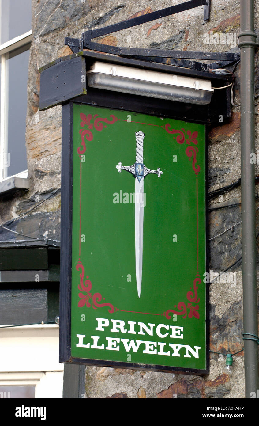 Sign hanging outside the PRINCE LLEWELYN hotel in Beddgelert Gwynedd ...