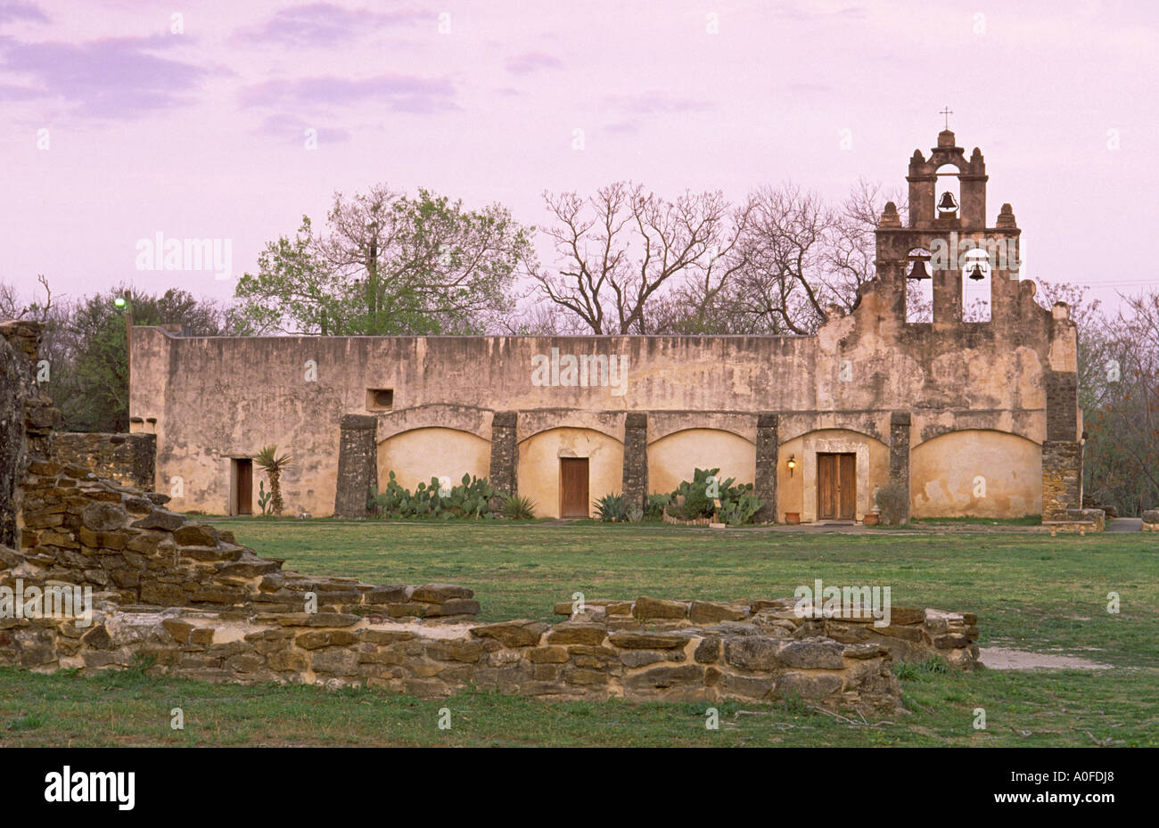 Mission San Juan Capistrano, San Antonio, Texas, USA Stock Photo - Alamy Mission San Juan Capistrano, San Antonio, Texas, USA Stock Photo - Alamy