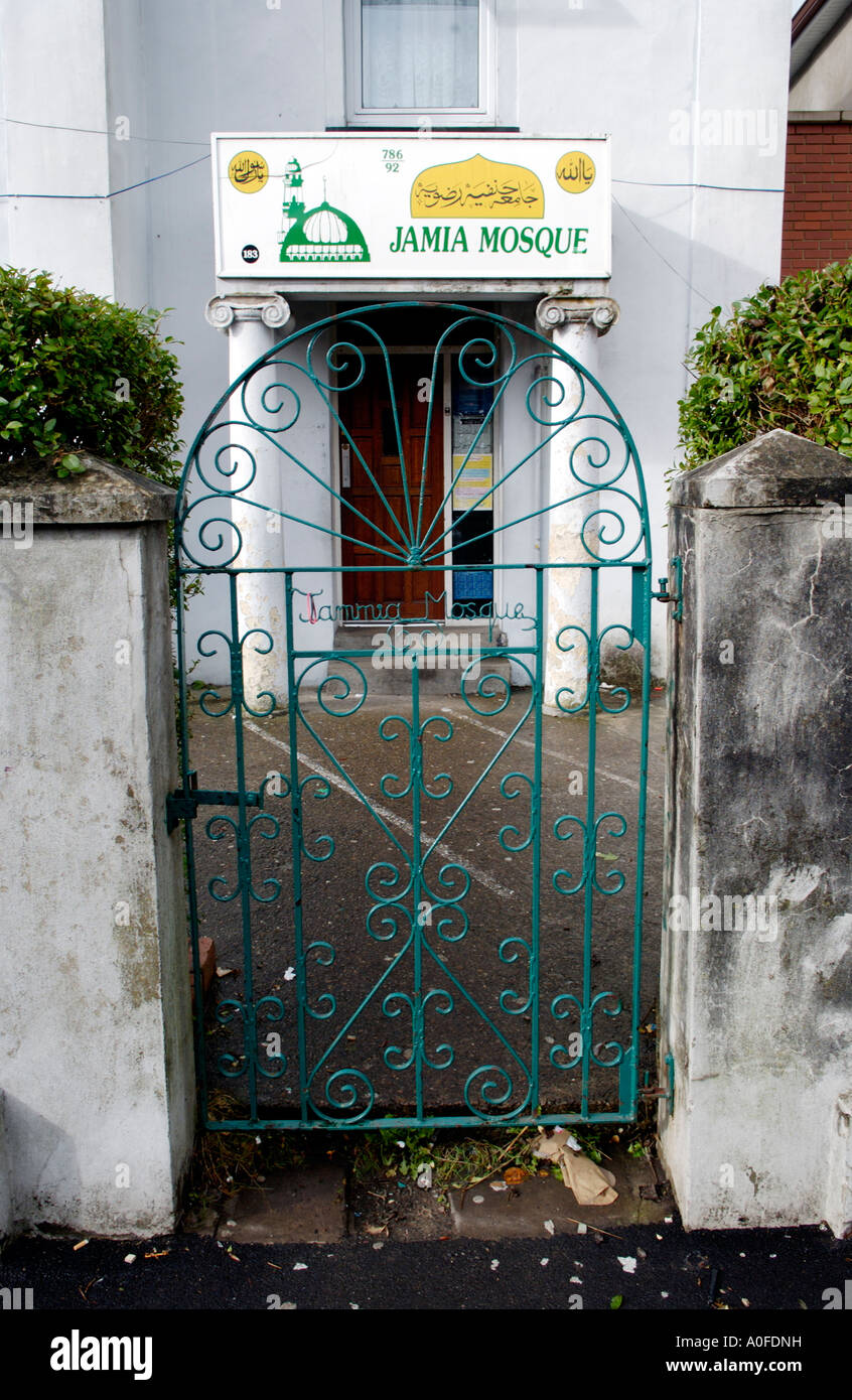 Jamia Mosque in Newport South Wales UK Stock Photo - Alamy
