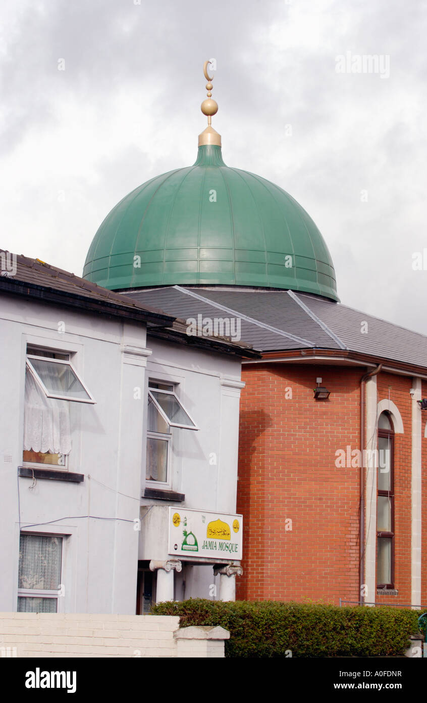 Jamia mosque, newport hi-res stock photography and images - Alamy