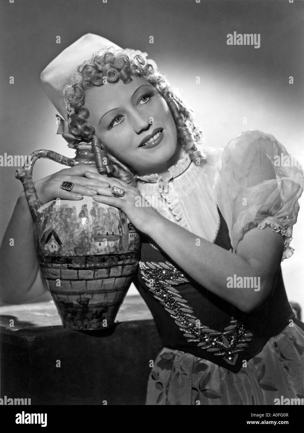 German soprano hi-res stock photography and images - Alamy