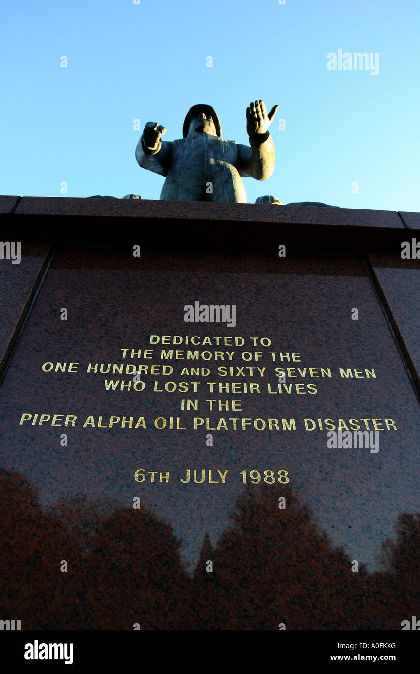 Piper Alpha Oil Rig Fire High Resolution Stock Photography and Images ...