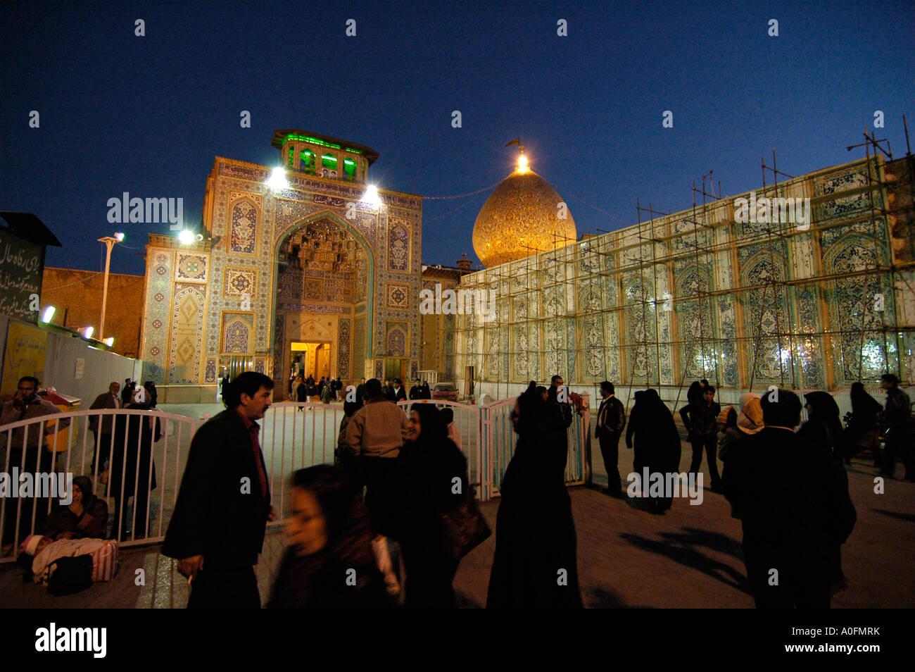 Shah cheragh holy shrine hi-res stock photography and images - Alamy