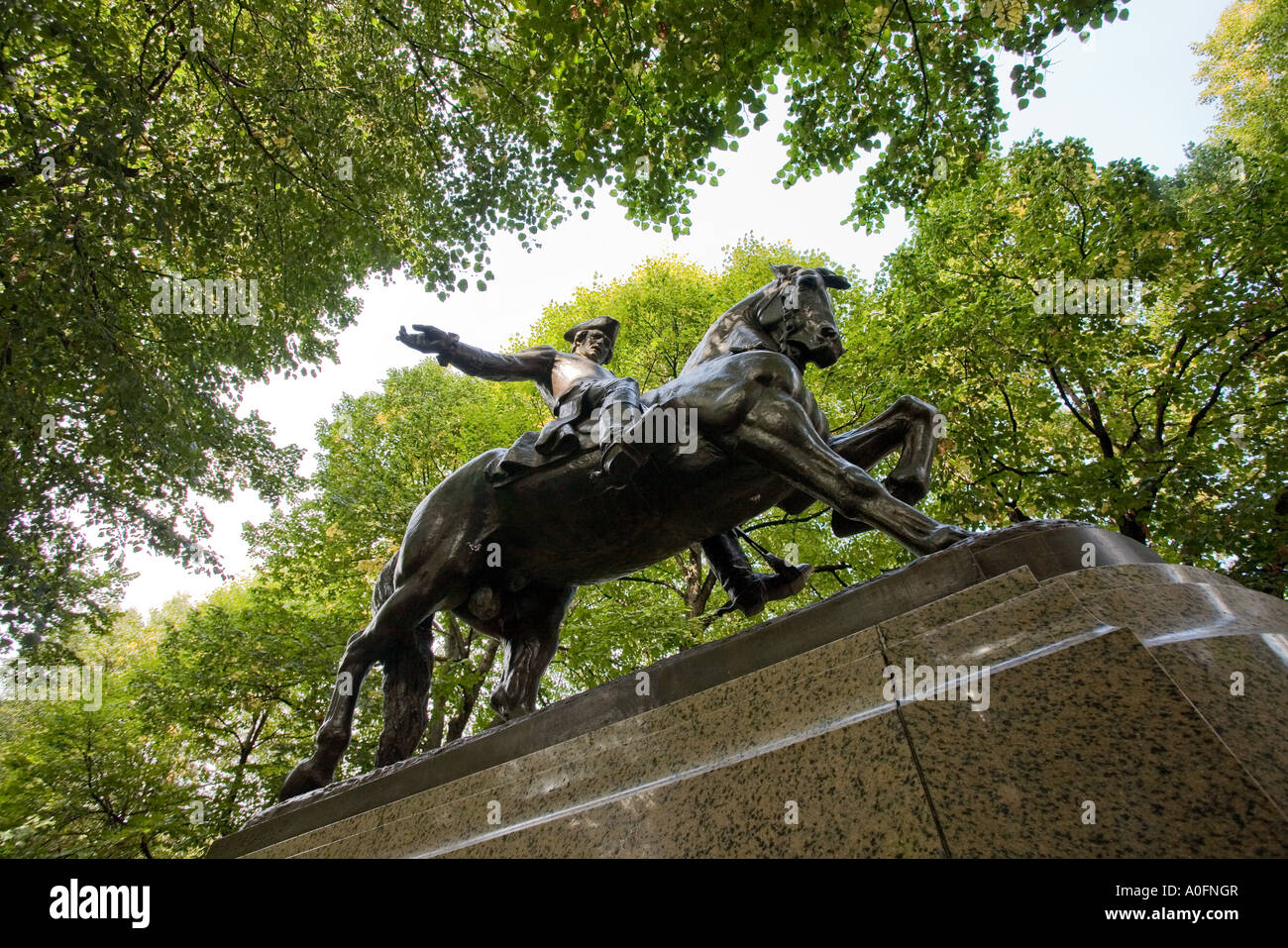 Paul revere horse hi-res stock photography and images - Alamy