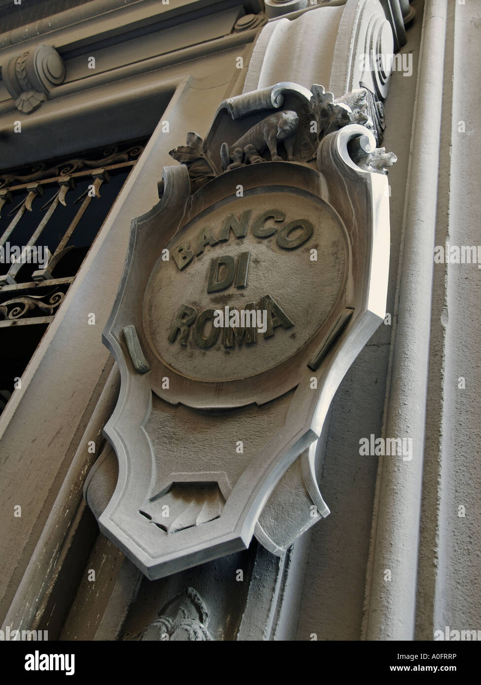 Bank in rome hi-res stock photography and images - Alamy