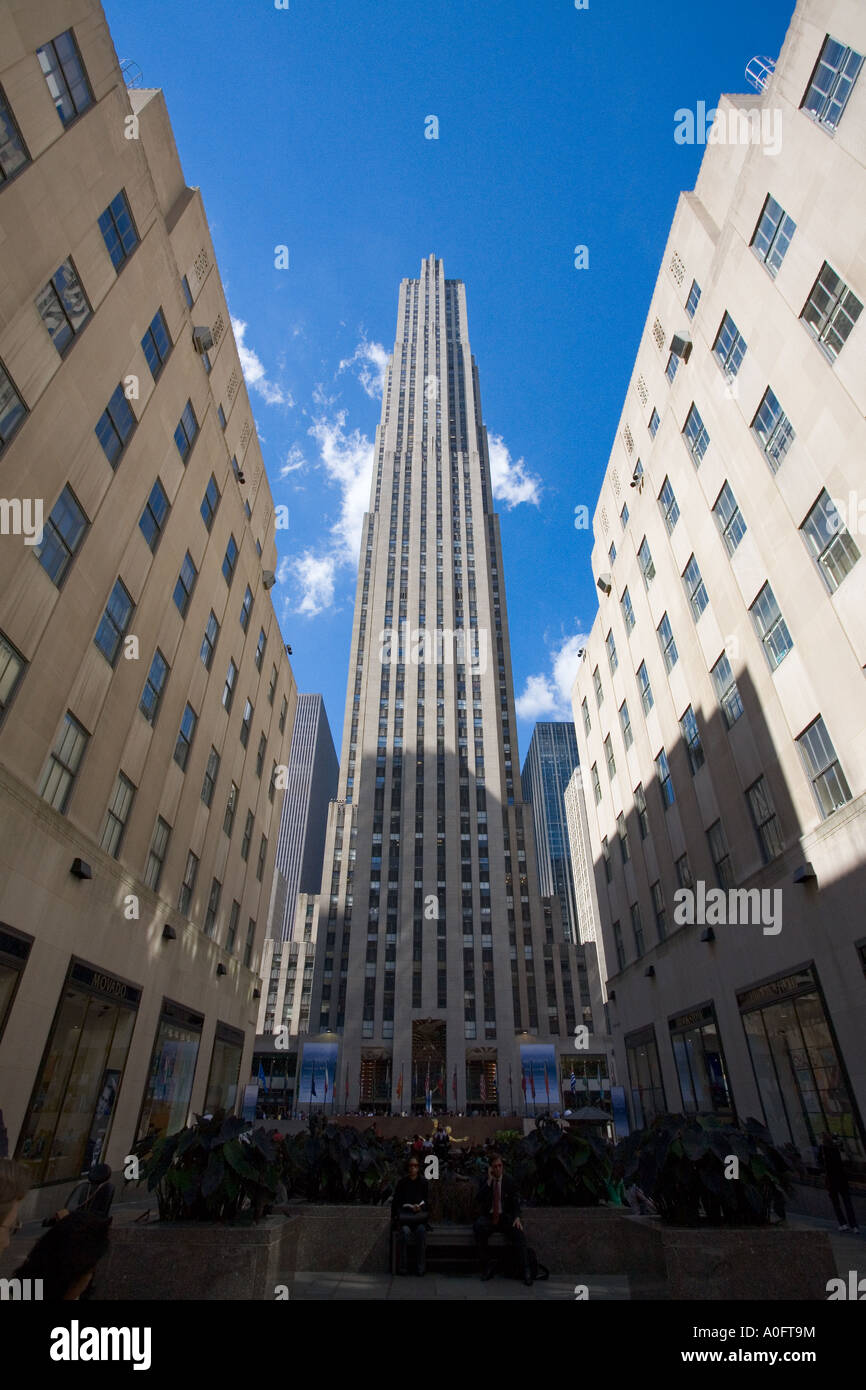 Inside the rockefeller building hi-res stock photography and images - Alamy