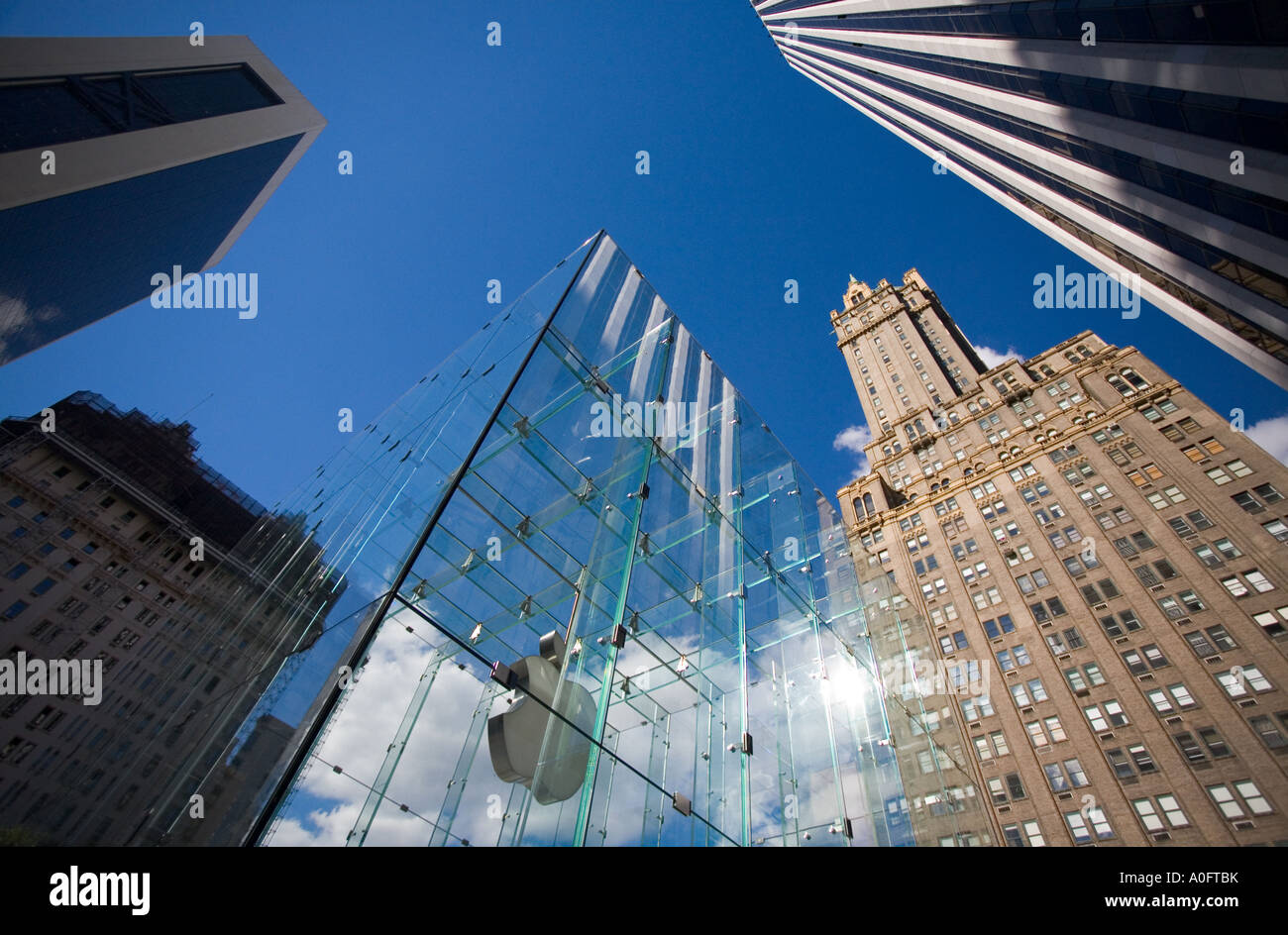 apple store glass cube on fifth avenue near central park with ...