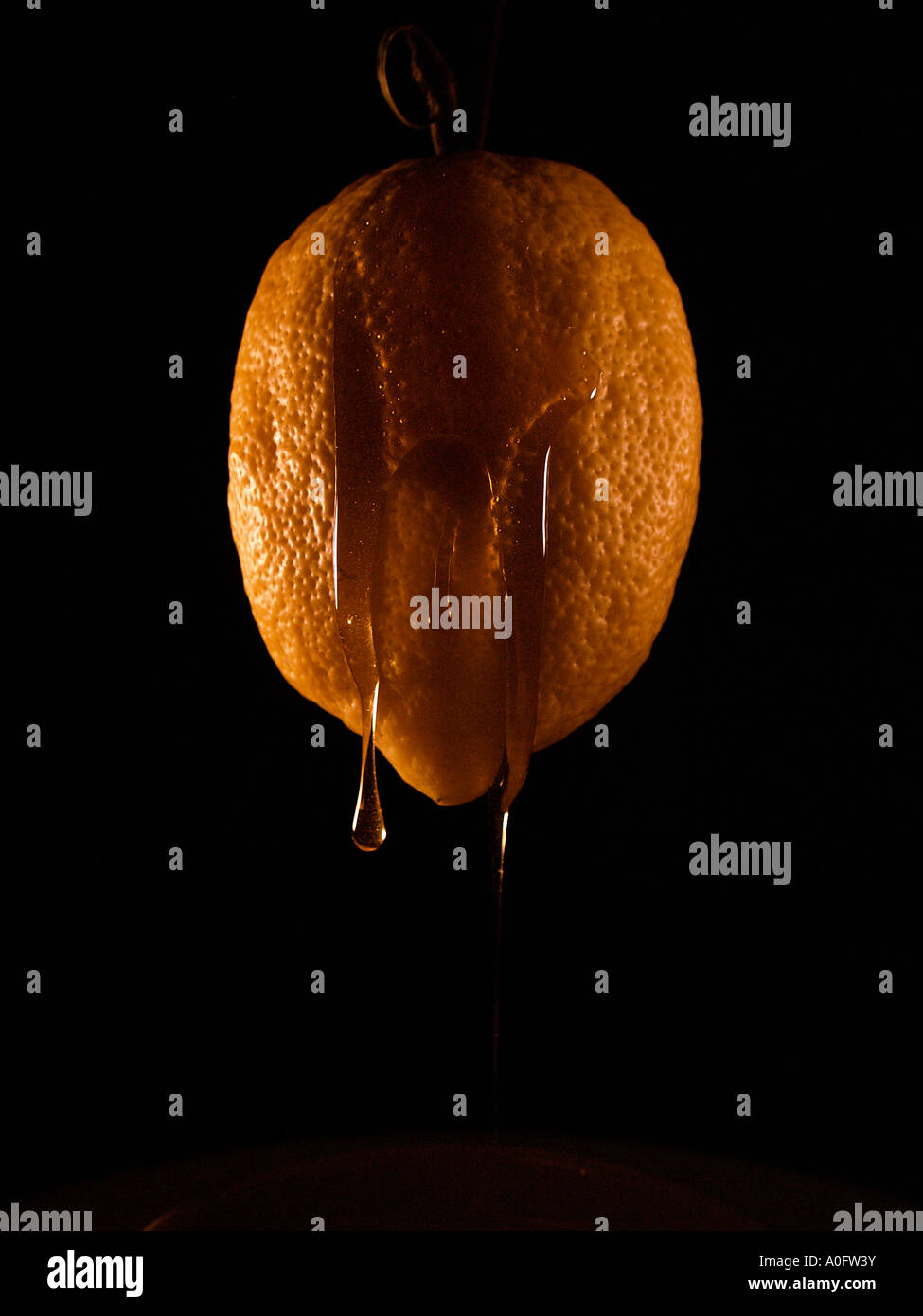 Ground lemon hi-res stock photography and images - Alamy