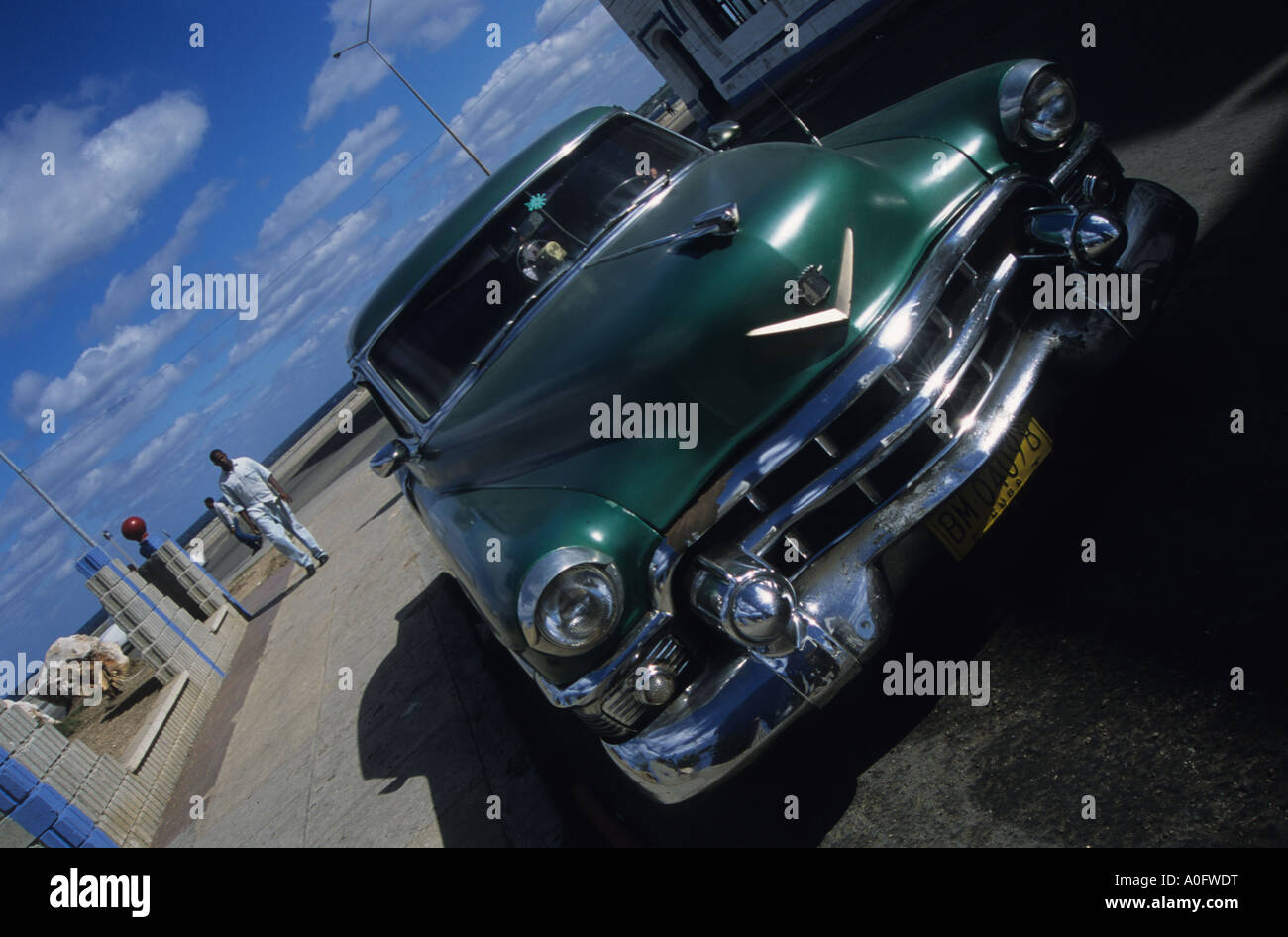 Old green Cadillac Havana Cuba Stock Photo - Alamy