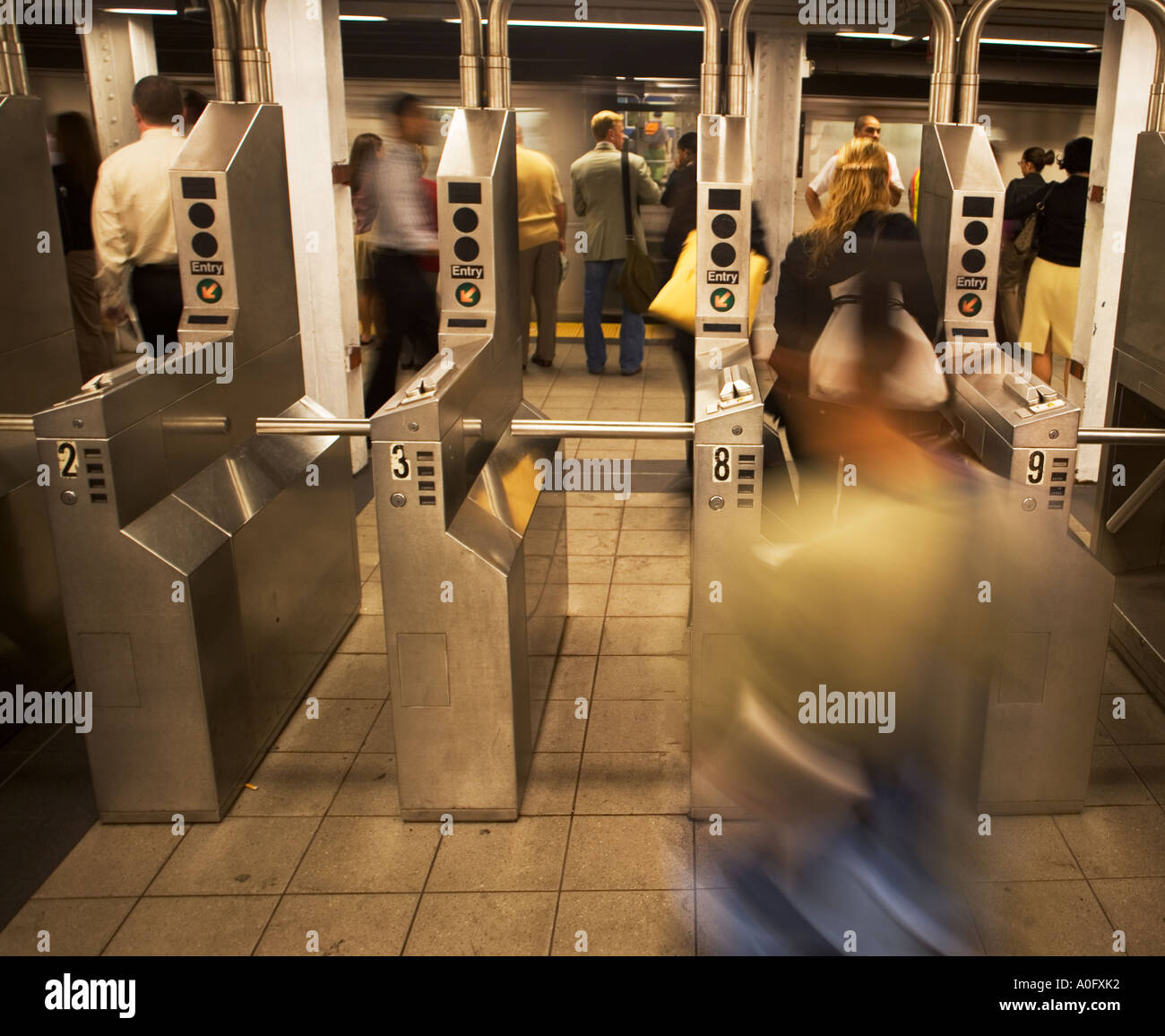 Subway turnstile crowd hi-res stock photography and images - Alamy