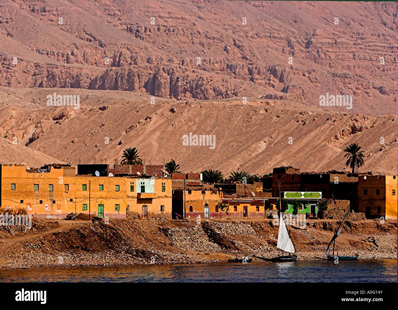 Bankside scene Deir El Bahri Egypt Stock Photo - Alamy