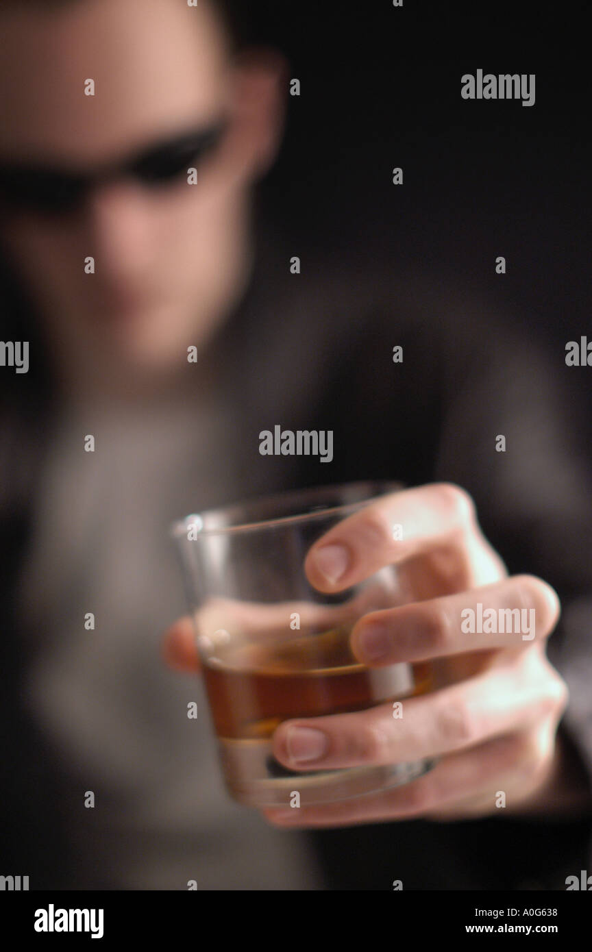 Alcohol and teens hi-res stock photography and images - Alamy