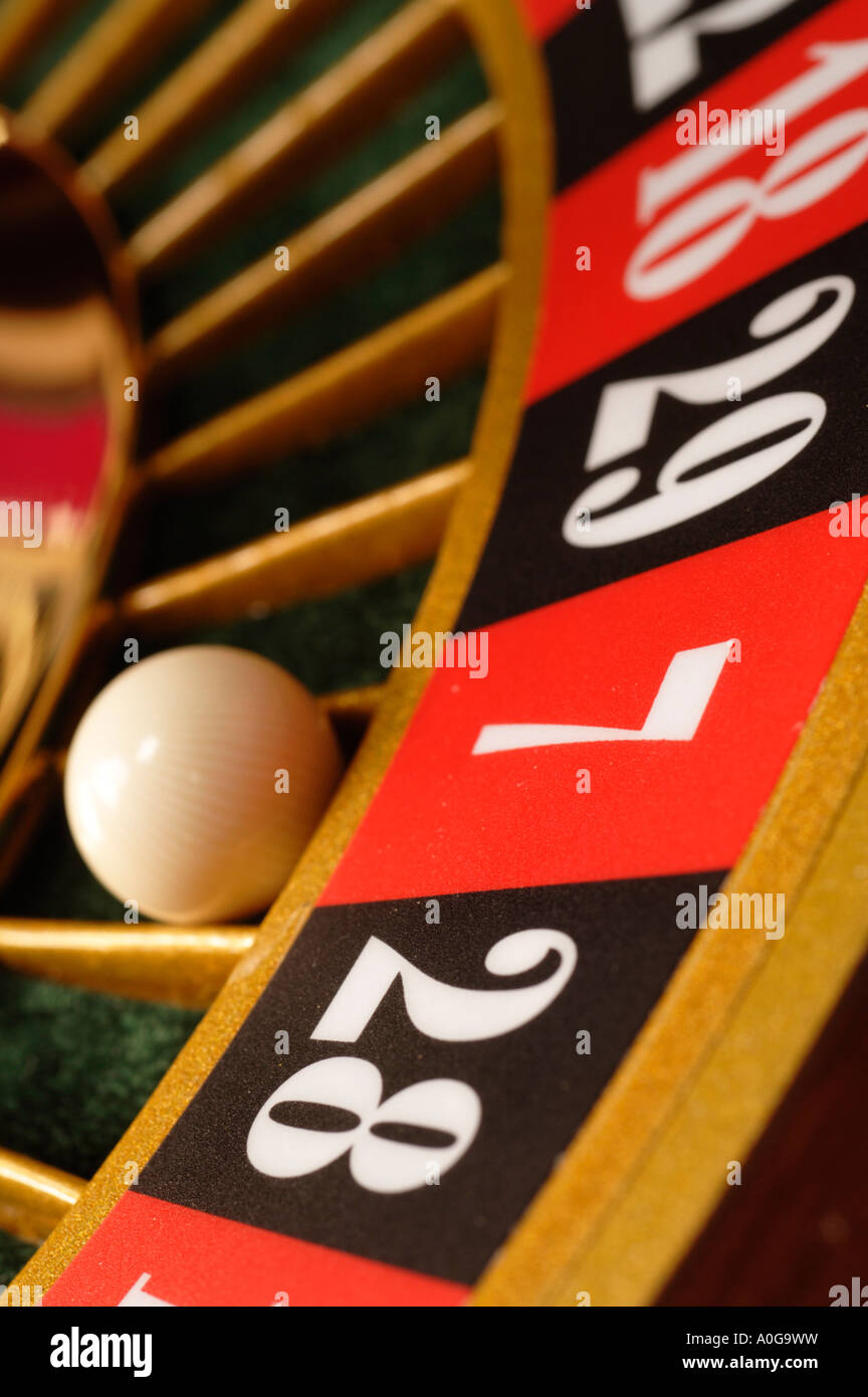 Roullette wheel with ball in number seven Stock Photo - Alamy