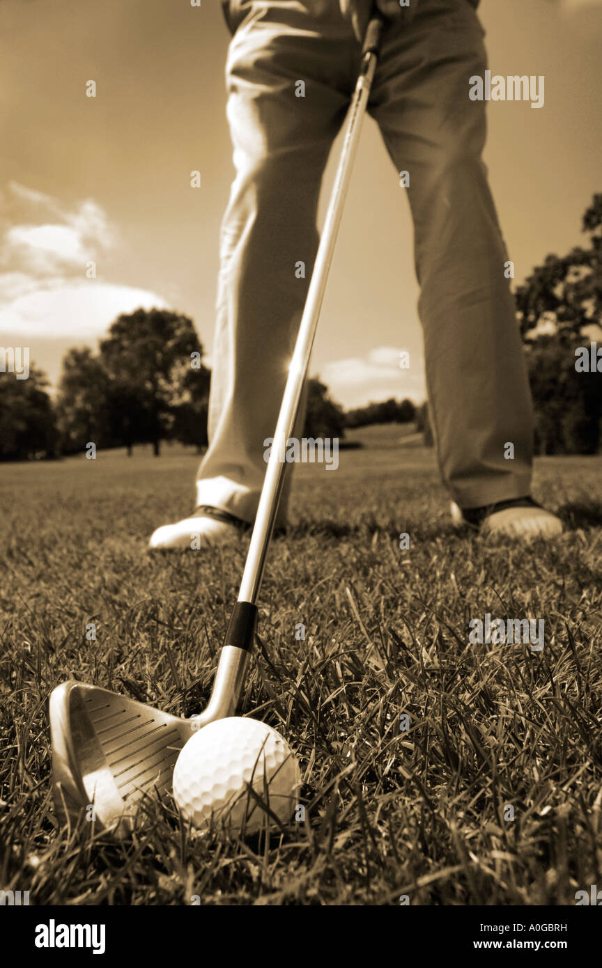 Addressing golf ball hi-res stock photography and images - Alamy