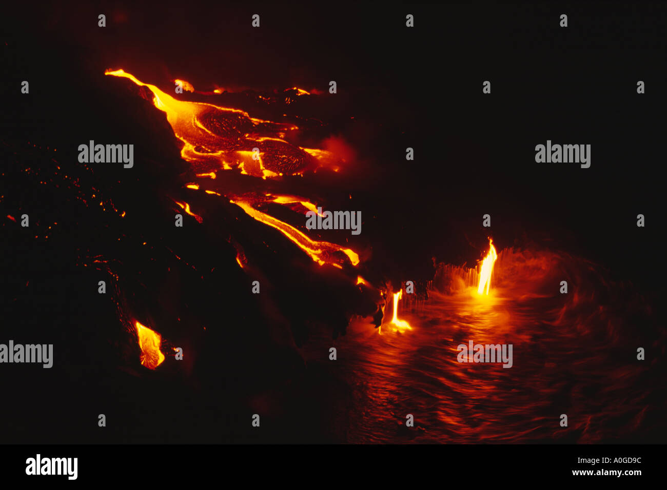 Ocean entry Volcanoes National Park Hawaii Stock Photo - Alamy