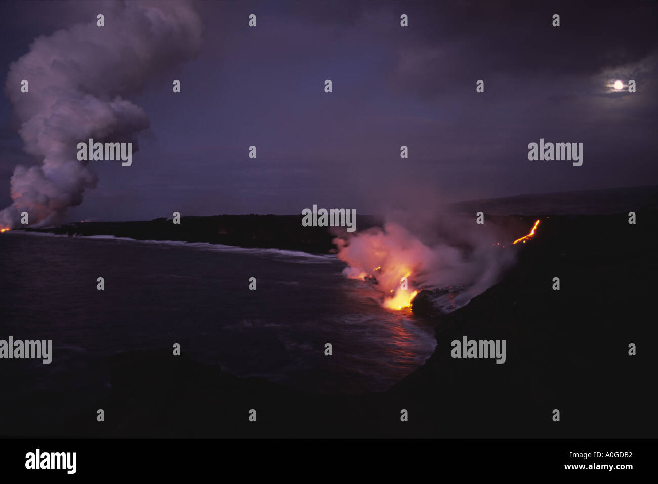 Multiple ocean entries and the setting full moon Volcanoes National ...