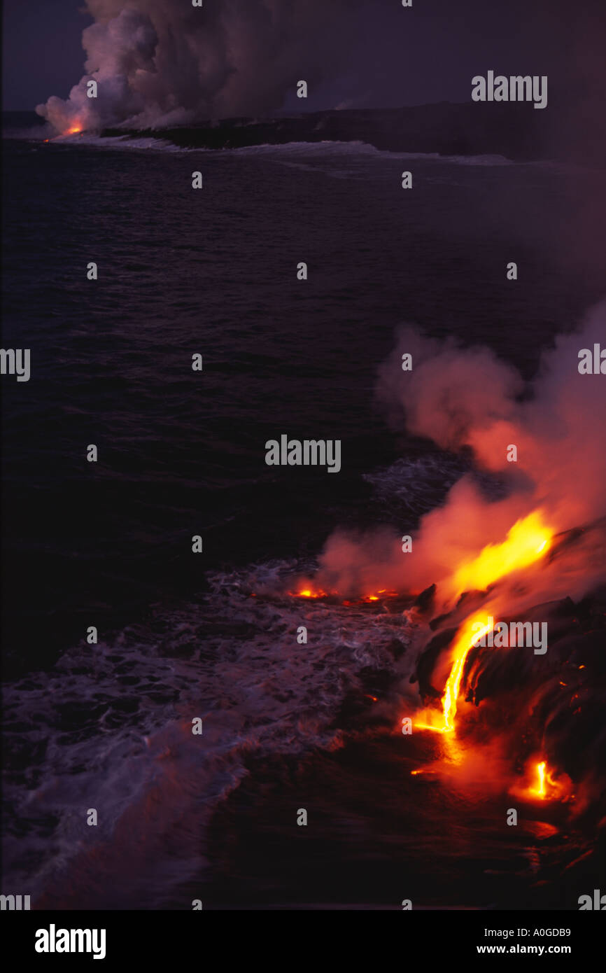 Sunrise brings bright colors to these active lava benches Volcanoes ...