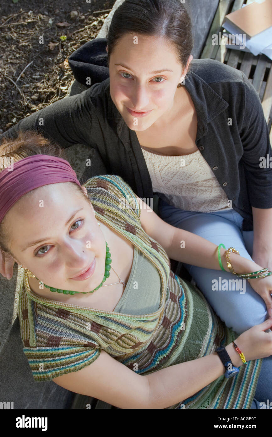 Two girls women students sitting hi-res stock photography and images ...