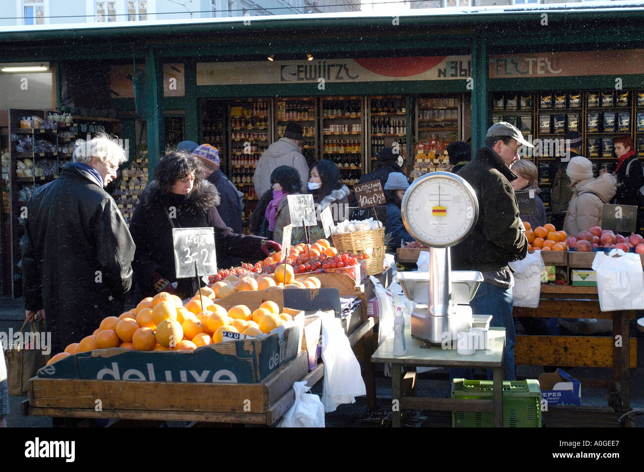 market stall at Naschmarkt Stock Photo - Alamy