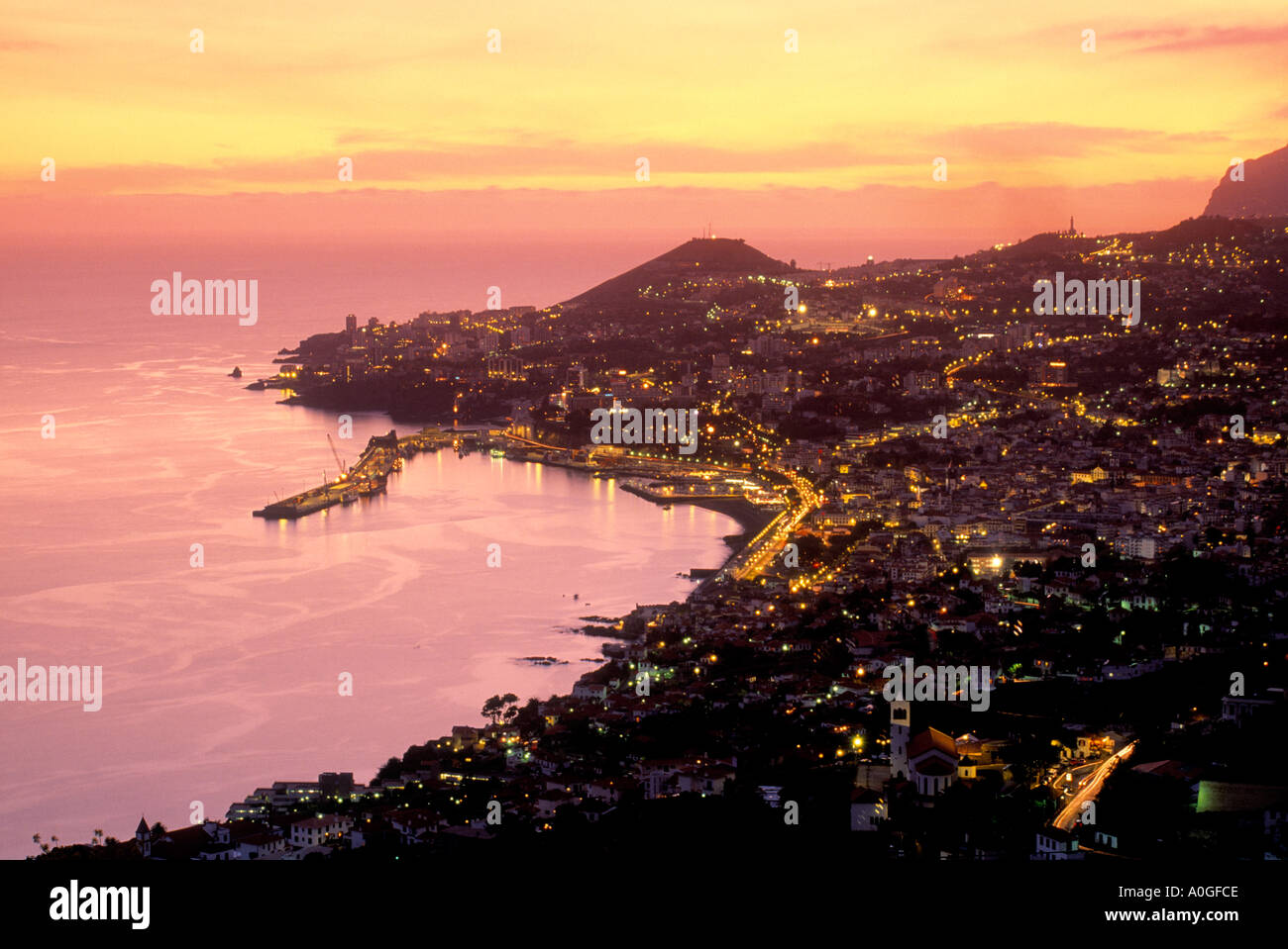 Madeira night harbour hi-res stock photography and images - Alamy