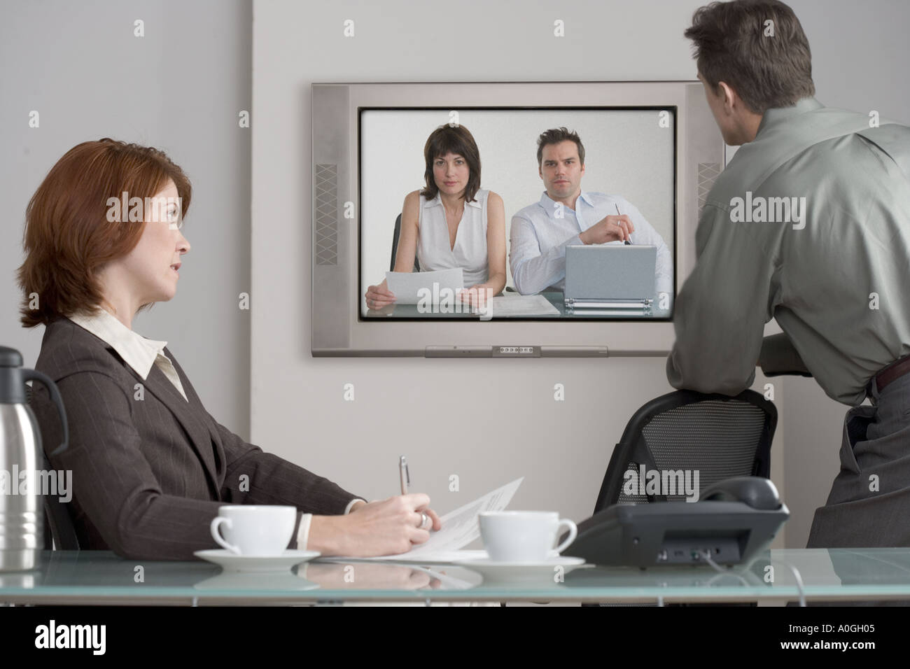 Videoconference hi-res stock photography and images - Alamy