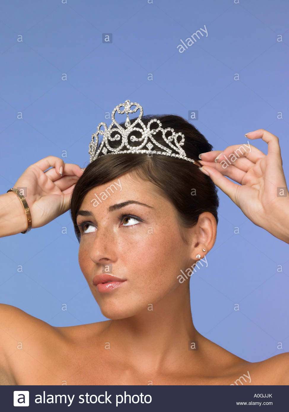 Woman Wearing Tiara Stock Photos & Woman Wearing Tiara Stock Images - Alamy